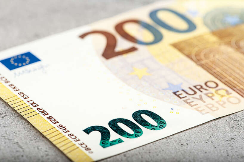 200 eiro pabalsta pirmo daļu izmaksās jau pavisam drīz; lūk precīza ...